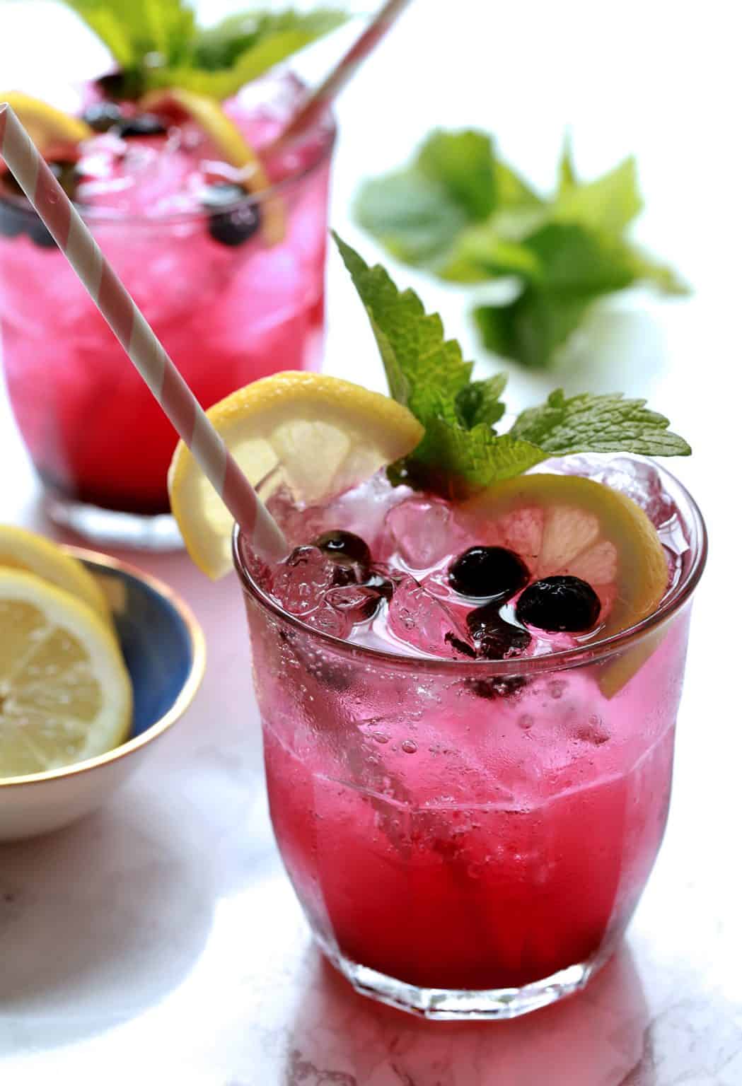Blueberry Lemonade Vodka Cocktail - Creative Culinary