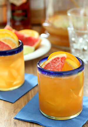 Citrus Rum Punch Cocktail - Creative Culinary
