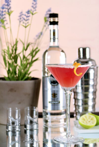 Cosmopolitan Cocktail - A Classic - Creative Culinary
