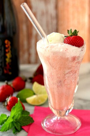 Lime Sherbet Float with Strawberries and Prosecco - Creative Culinary