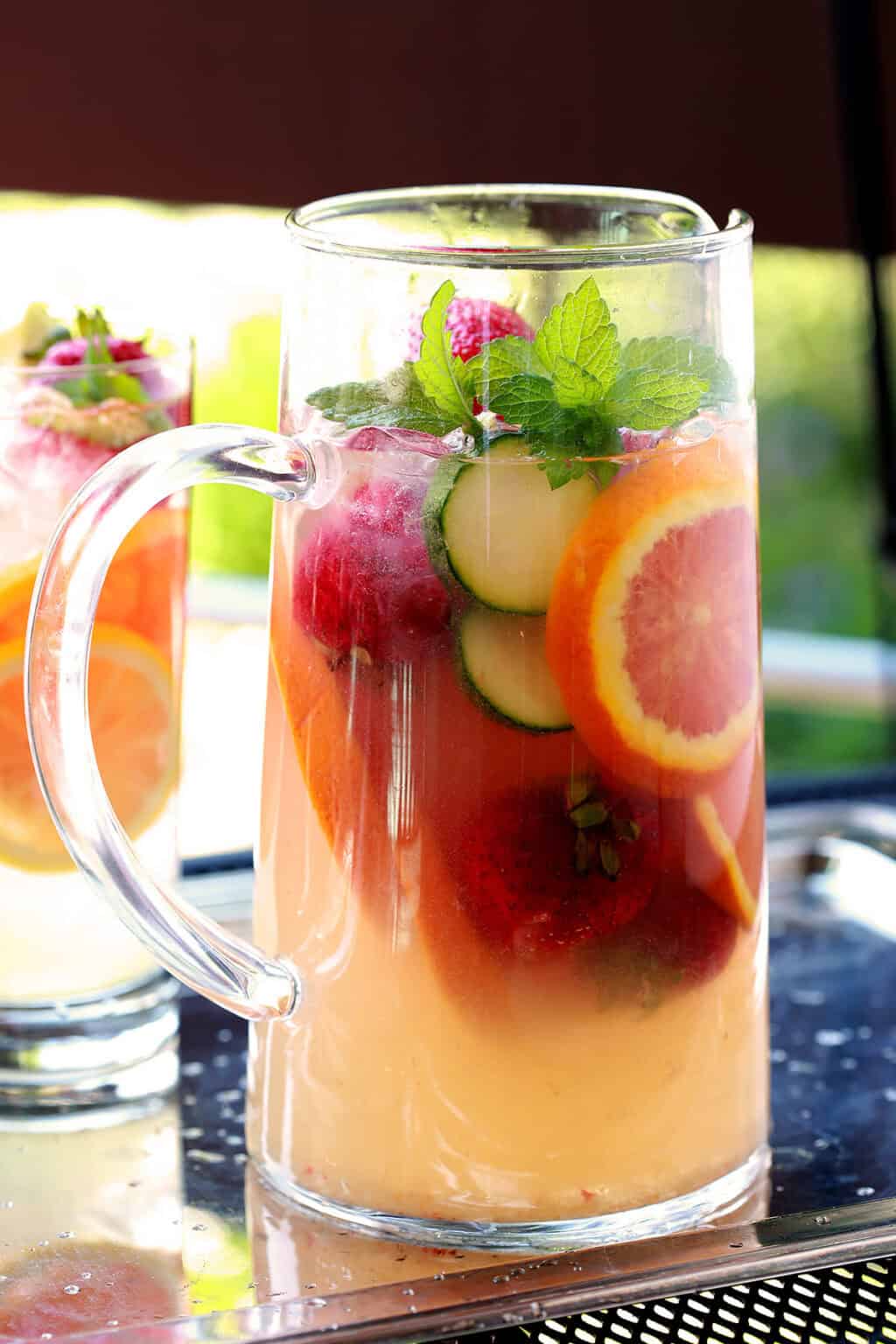 Pimm's Cup Cocktail - Creative Culinary