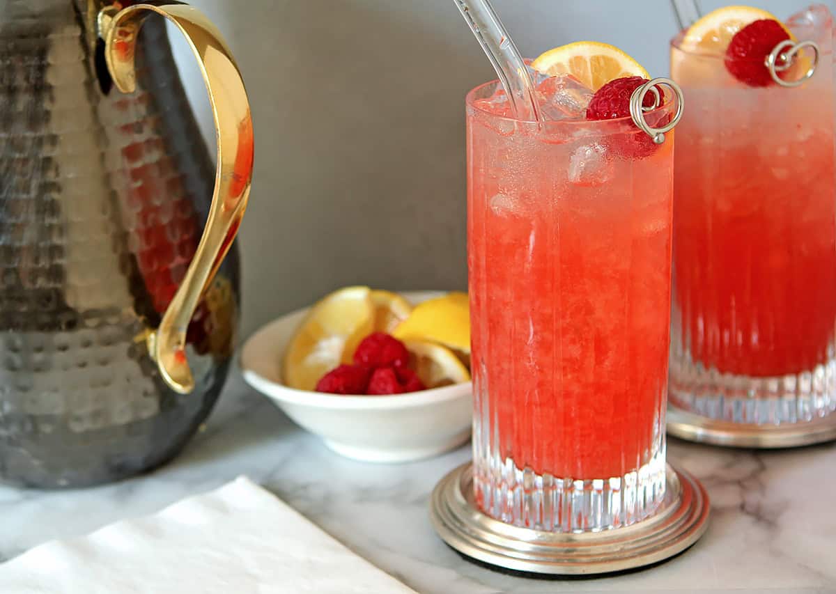 Raspberry Bourbon Lemonade - Creative Culinary